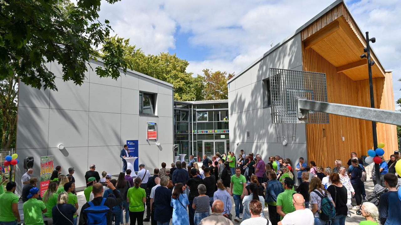 Das neue Kinder- und Jugendfreizeithaus in Werne ist fertig: „JuCon“ eröffnet | Stadt Bochum