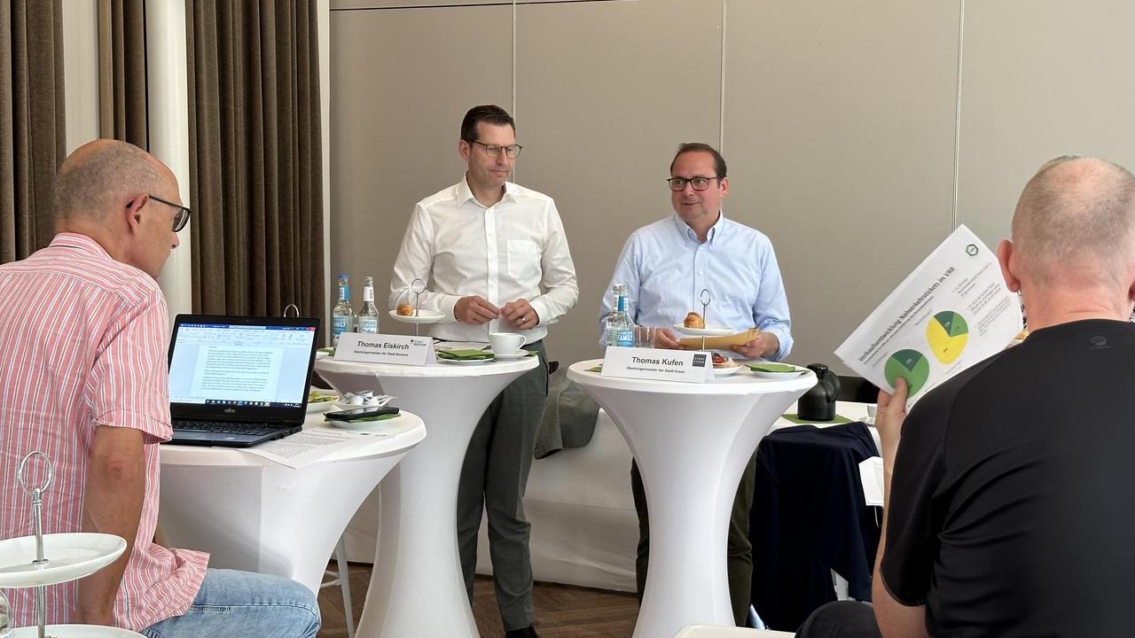 Nahverkehrsangebot sichern und ausbauen und DeutschlandTicket stärken ...